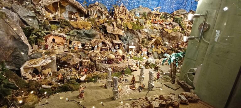 The Italian presepe: history and meaning of an ancient Christmas ...